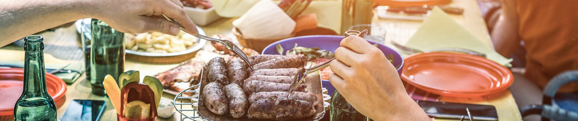 Hosting a summer cookout on a budget | Wintrust